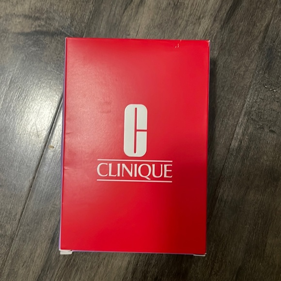Clinique | Skincare | Clinique Fan Favorites Red And Purple Box | Poshmark